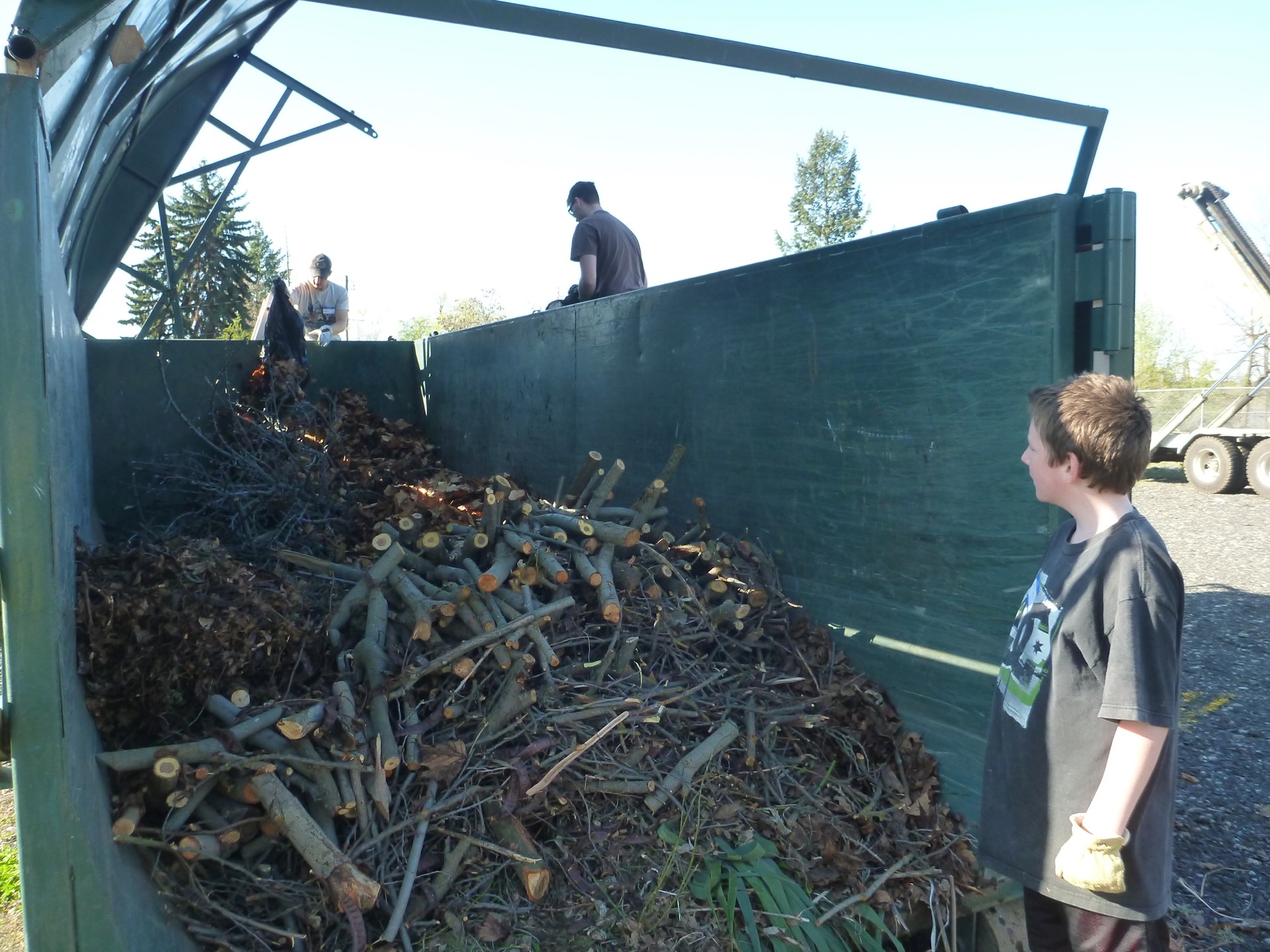 Photos from Spring Cleanup 2015 – Emerson-Garfield Community